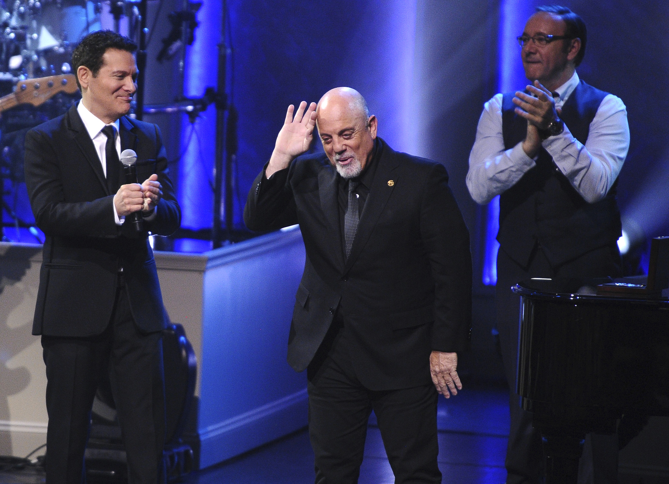 Health Crisis Forces 'Piano Man' Billy Joel To Cancel Tour
