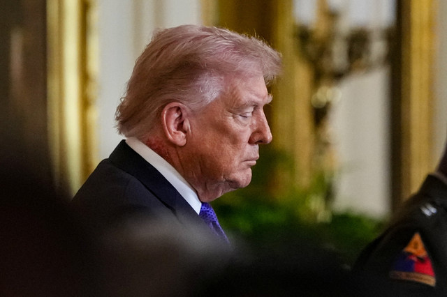 Trump awards Medal of Honor to three former service members for combat ...